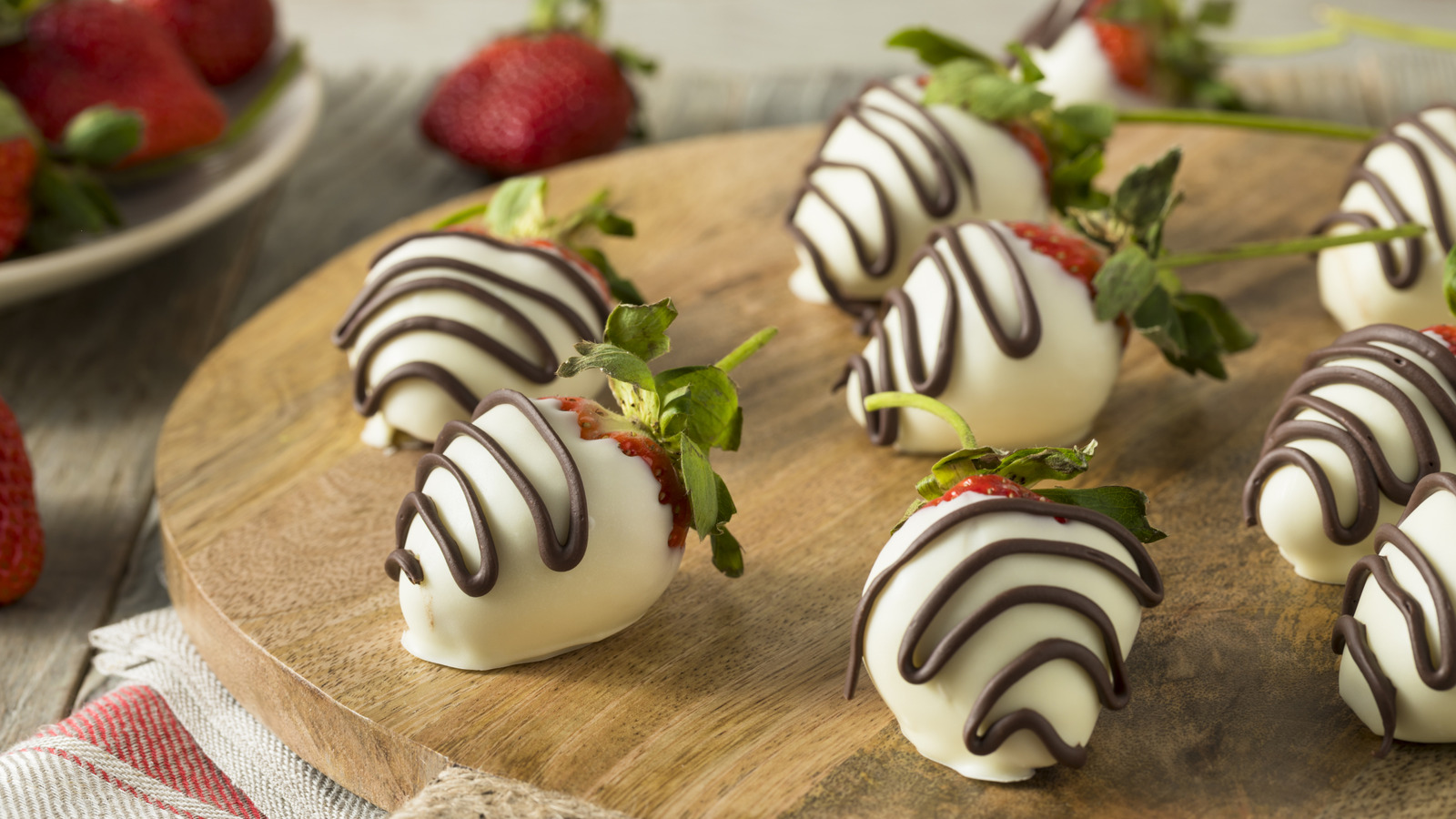 White Chocolate Vs Candy Melts: What's The Difference?