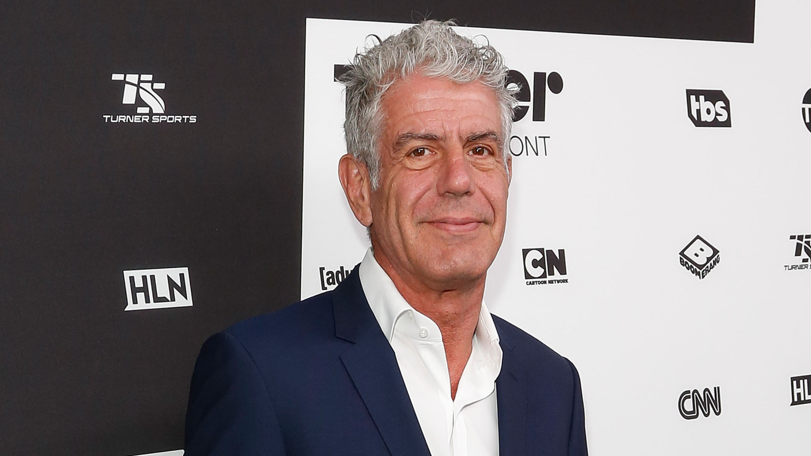 Why Anthony Bourdain Loathed This Iconic American Sandwich