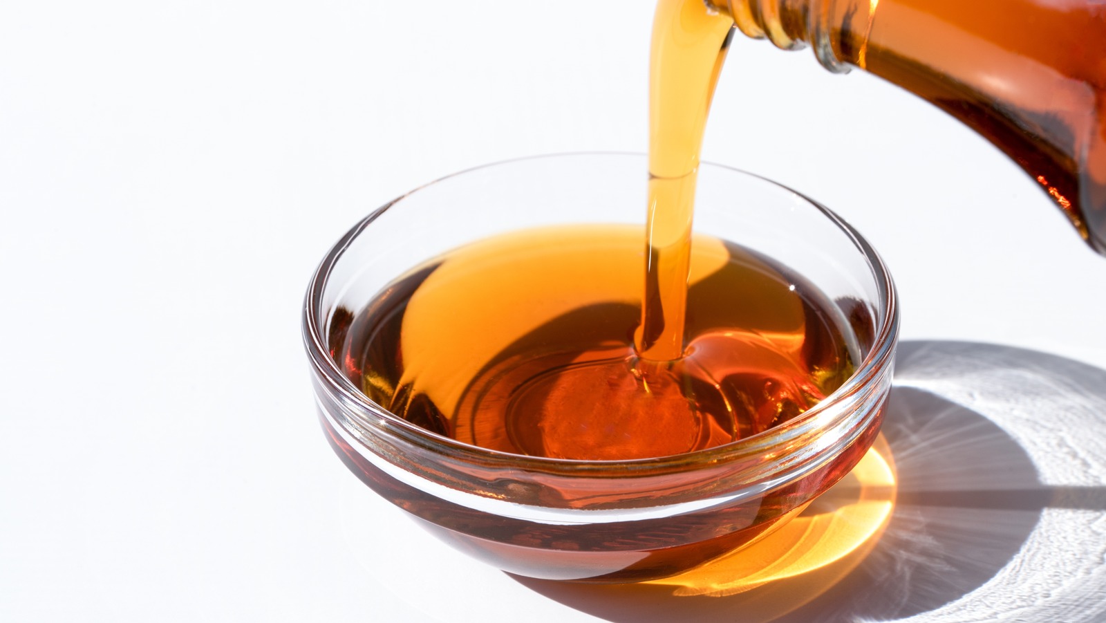 Why Maple Syrup Is The Perfect Cheap Vanilla Substitute