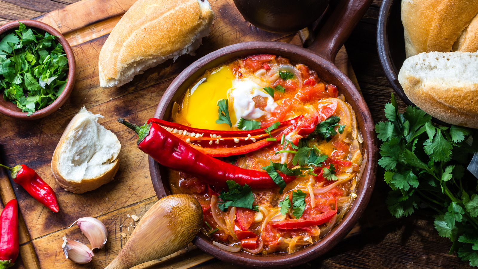 Why You Should Be Chowing Down On Spicy Food On An Exceptionally Hot Day