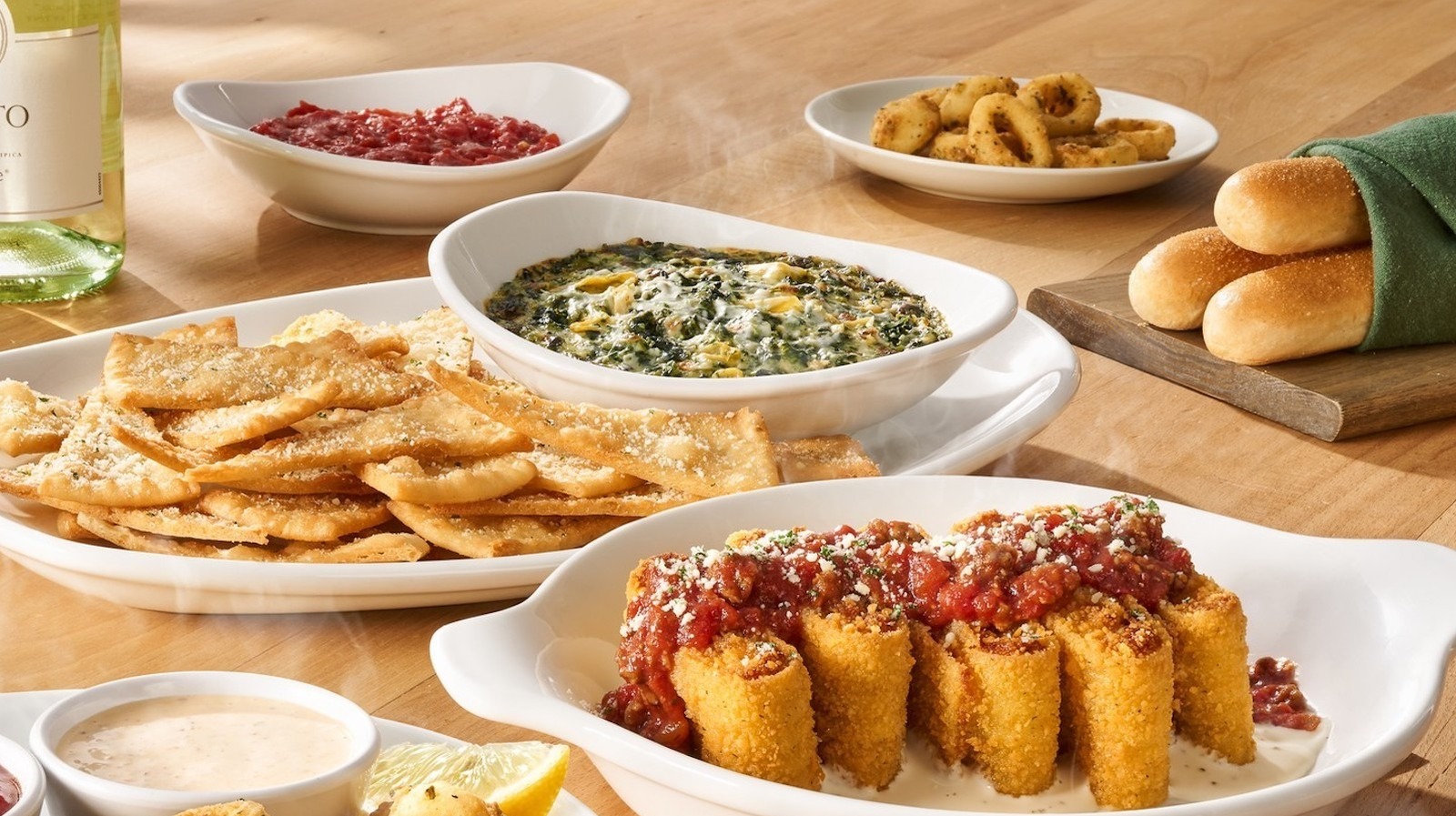The Iconic Olive Garden Appetizer You Won't Catch Us Ordering