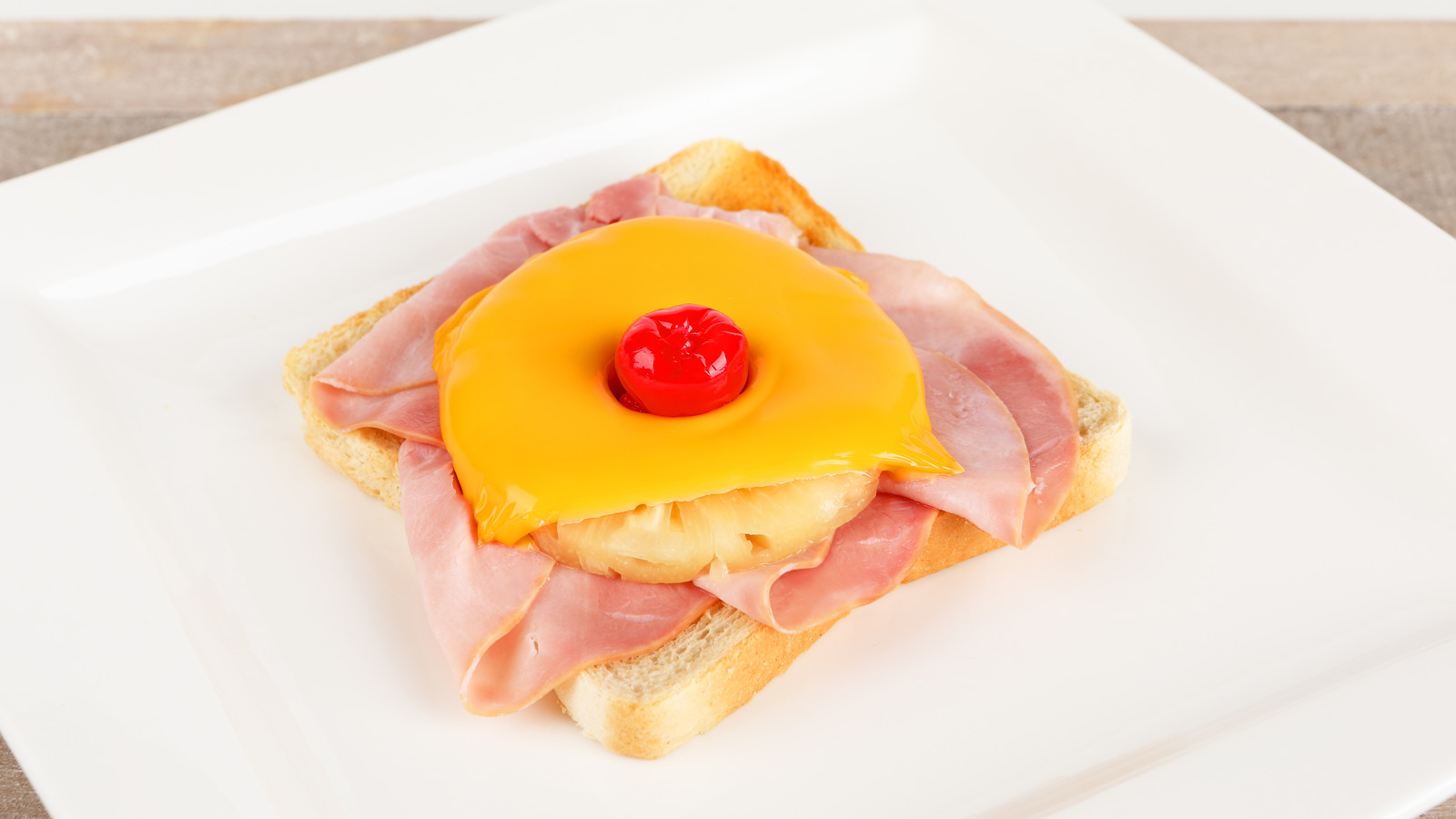 Toast Hawaii Brought Ham And Pineapple Together First