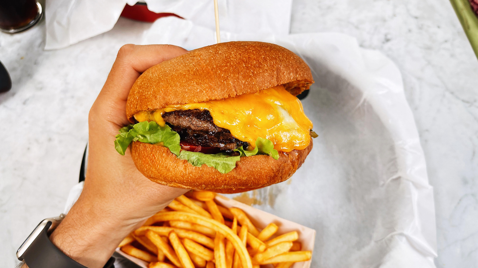 10 Burger Myths That Fool Almost Everyone