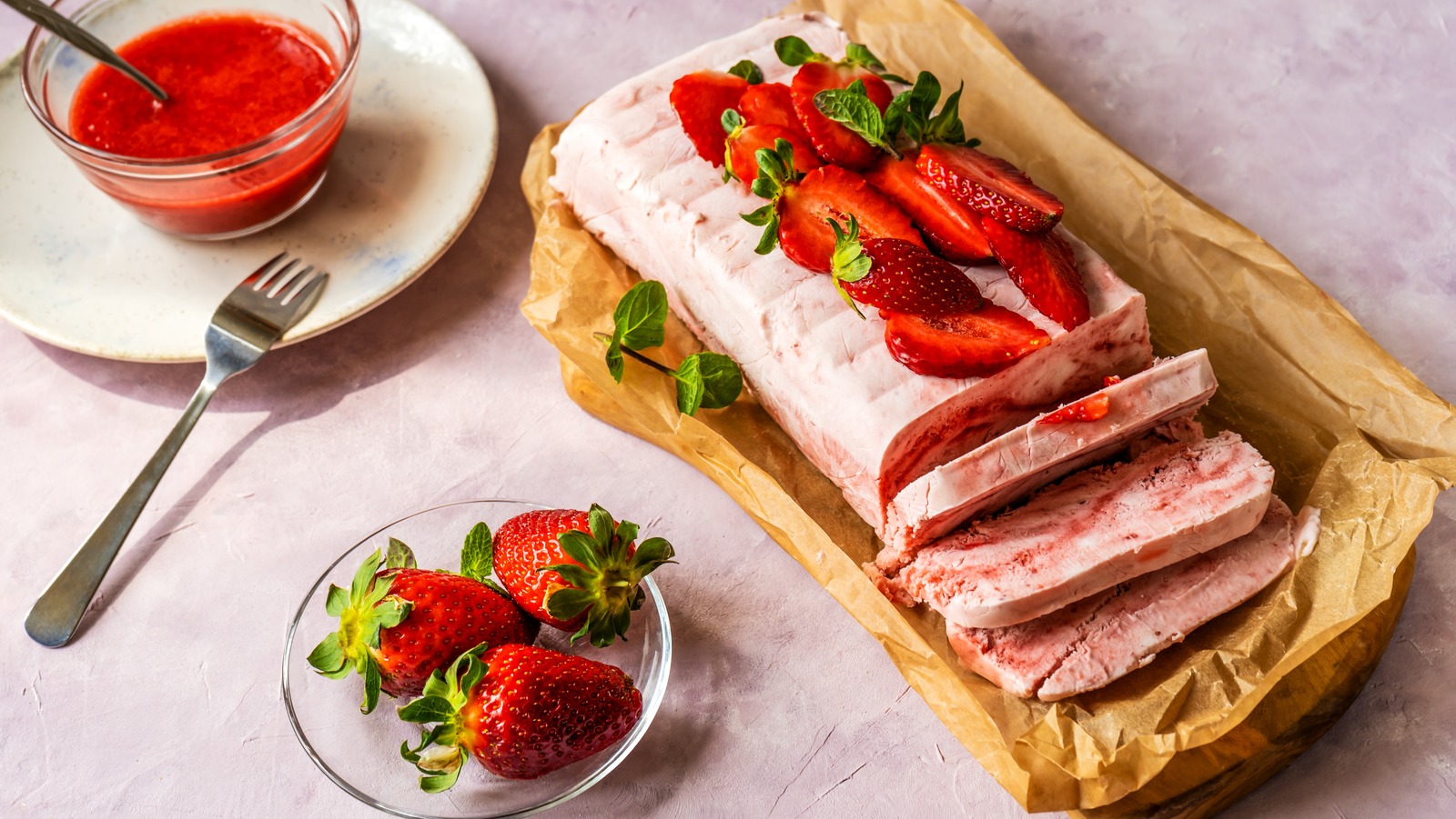 You Only Need 3 Ingredients To Make This Easy Italian Ice Cream Cake